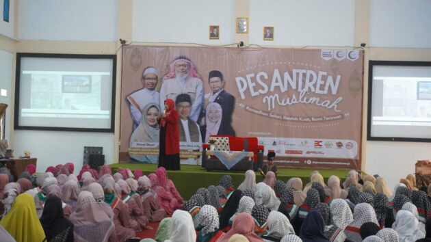 Pesantren Muslimah: Ramadhan Sehat, Ibadah Kuat, Bumi Terawat